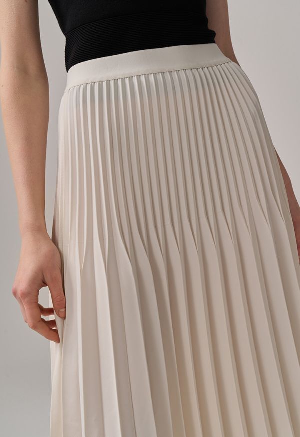 Solid Pleated Skirt